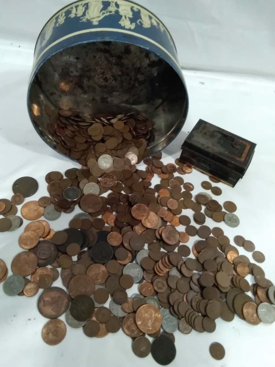 lot 105 assorted old coins inc 1/2ps, pennies etc – Hill's Trading ...